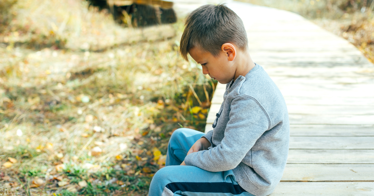 If you recognize these 9 signs, you probably had a difficult childhood