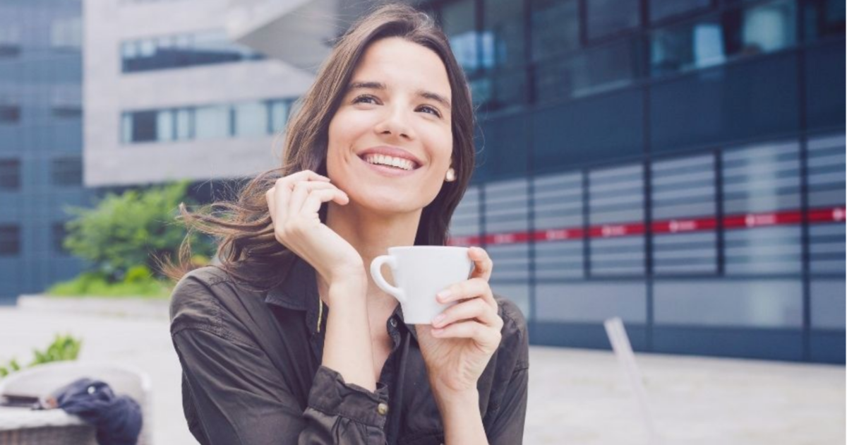 9 traits of people who selflessly help others with no strings attached