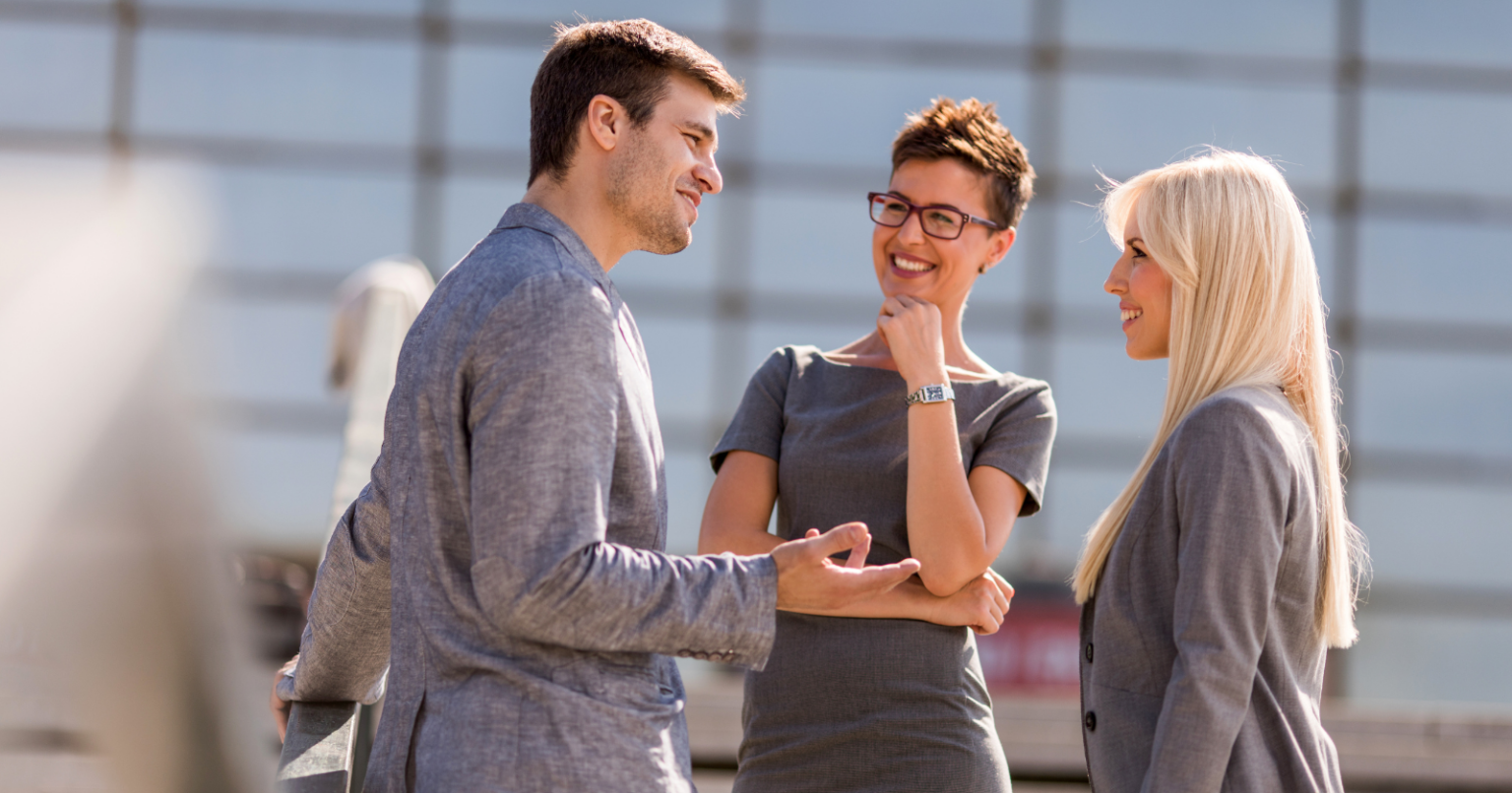 The art of small talk: 9 phrases great conversationalists always use