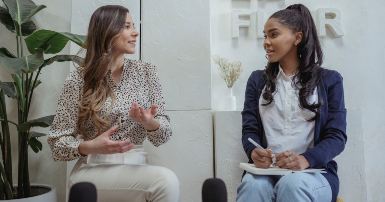 8 warning signs that someone is plotting against you (even if they seem ...