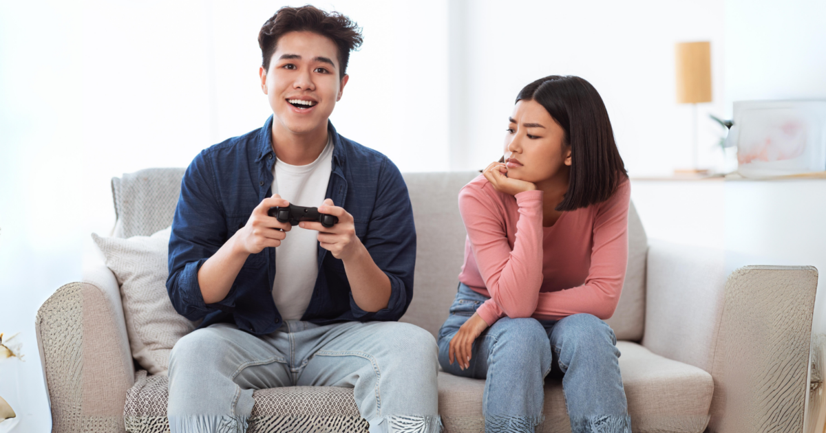 9 signs your partner is emotionally immature, according to psychology