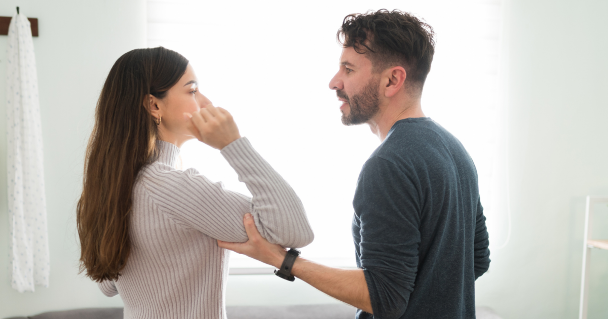 11 signs you're dealing with a cruel person who feels no remorse for ...