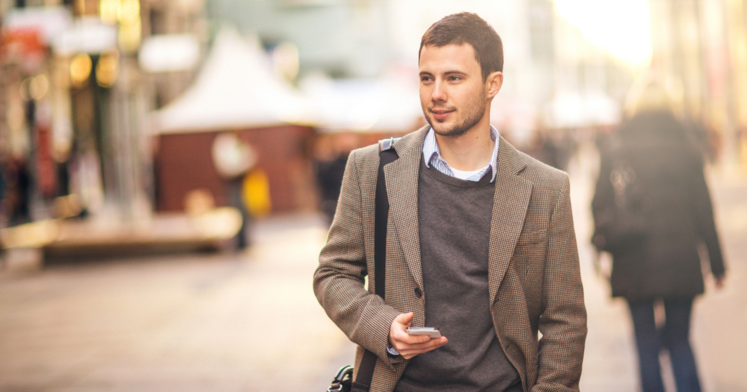 Men who are truly confident in themselves never display these 10 behaviors