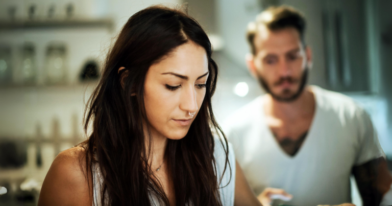 4 signs you’ve lost connection with your partner (and it’s time to move on)