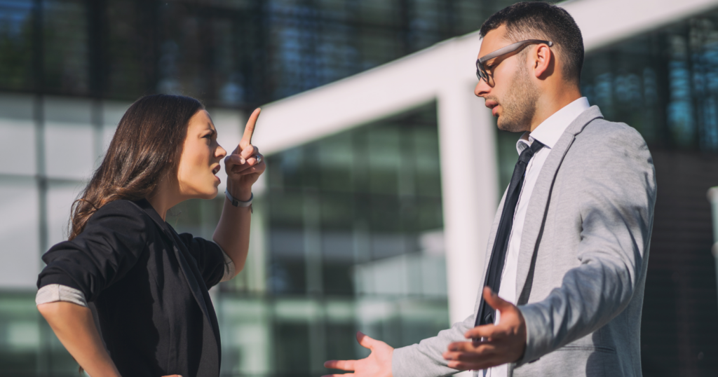 8 phrases you should never use during an argument (according to psychology)