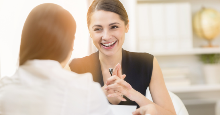 8 habits of people who avoid gossip and negativity