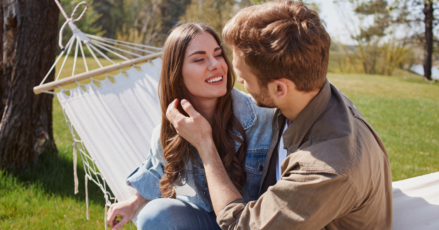 10 little-known body language signs that signal true love and affection