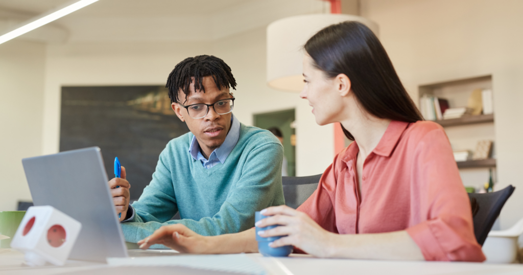 If a man uses these 8 phrases in conversation, he is being insincere and “fake nice”