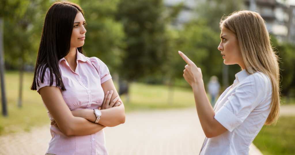 7 signs someone is simply a bad person, according to psychology