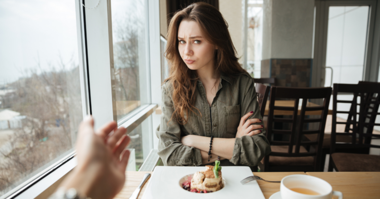 9 signs you're not an entirely honest person, according to psychology