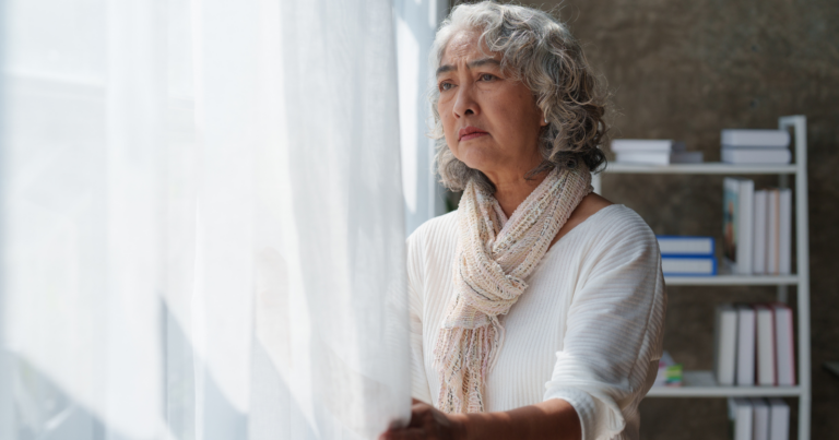People who feel lonely and socially isolated in their later years often ...