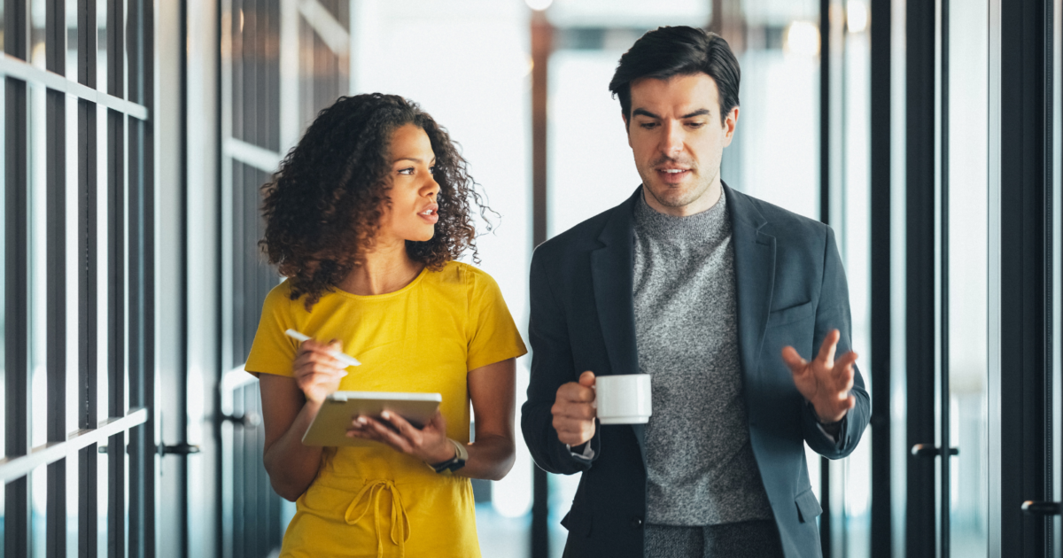 9 non-obvious signs that someone secretly dislikes you, according to ...