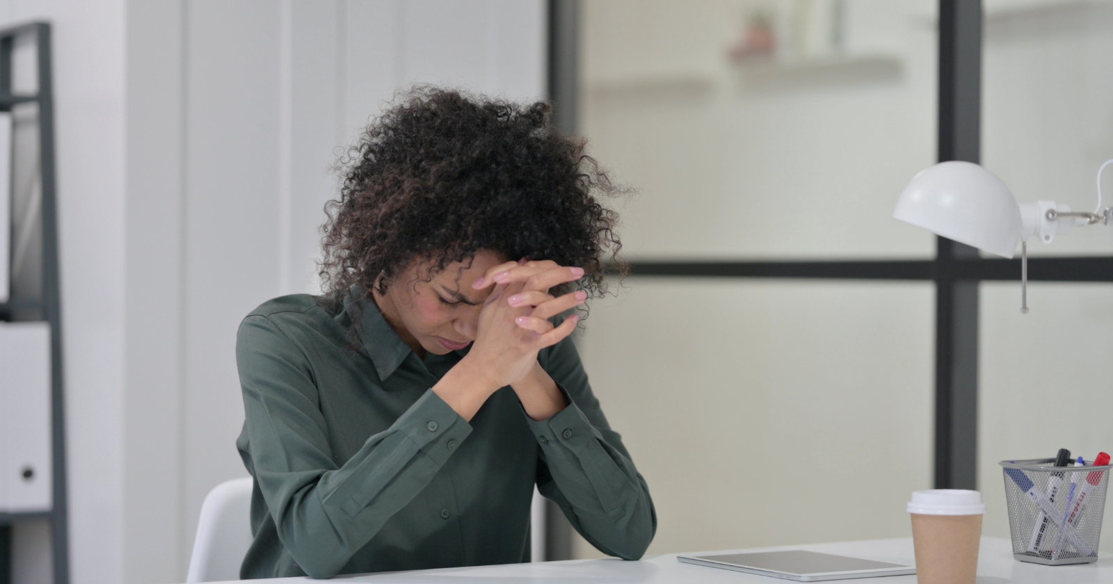 Women who feel pressured to be perfect usually display these 8 ...