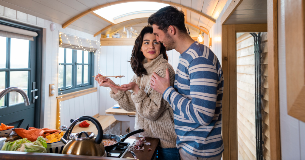 8 habits of couples who keep the romance strong even after decades together