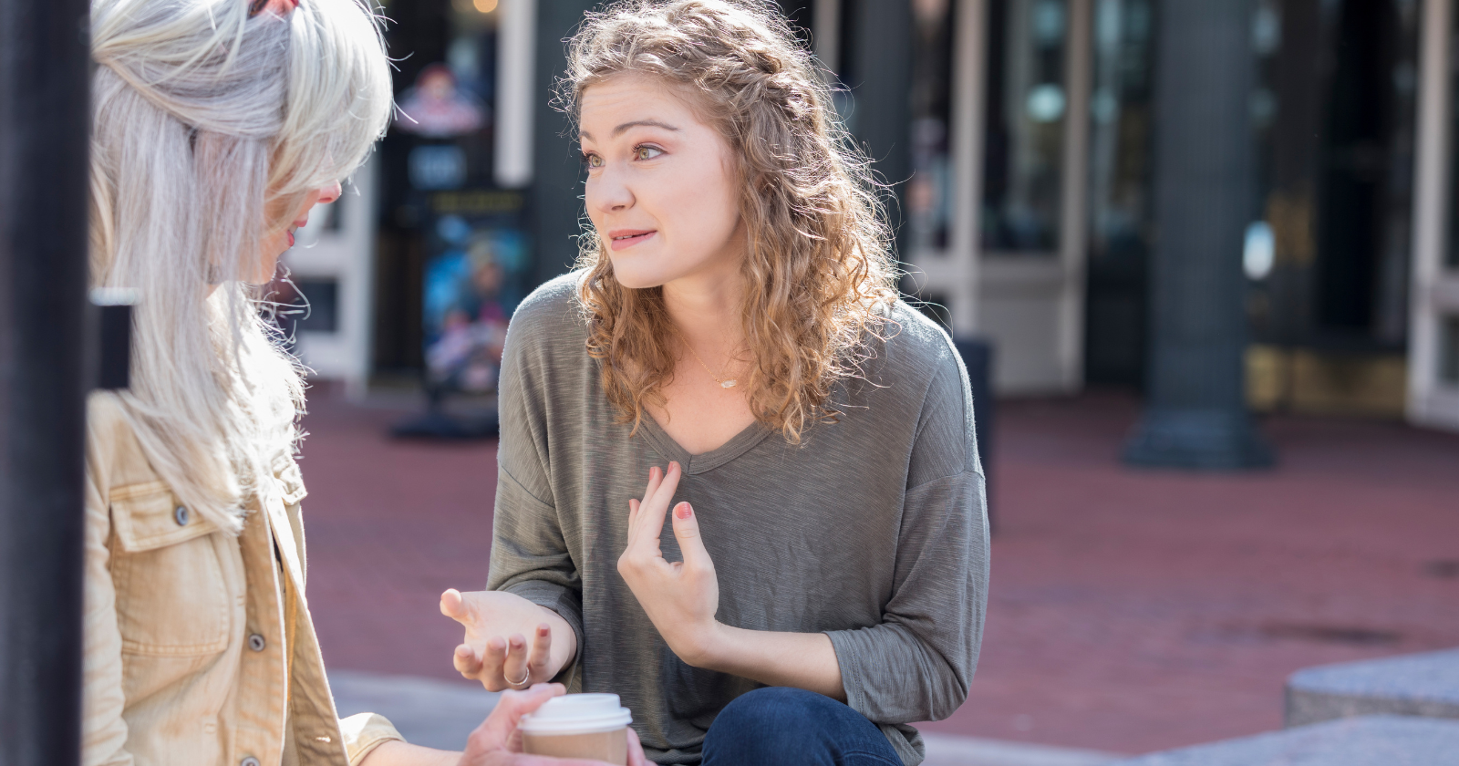 If a woman uses these 10 phrases in a conversation, she lacks honesty ...