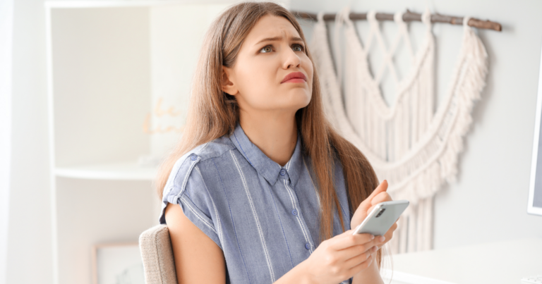 People who over-analyze how others see them usually display these 7 ...