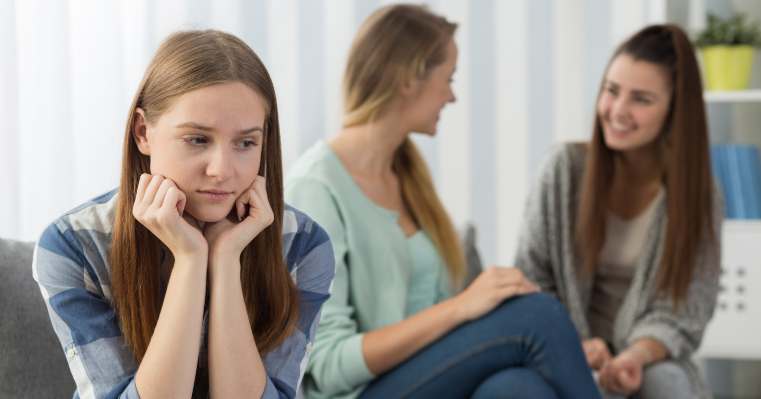 If you find it hard to connect with others, these 9 subtle behaviors ...