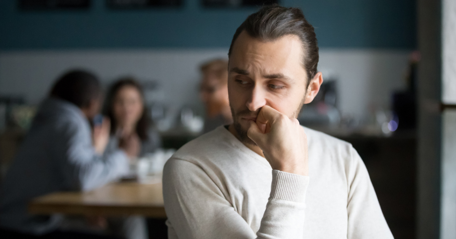 Psychologists share the top 8 reasons why some people have no close friends