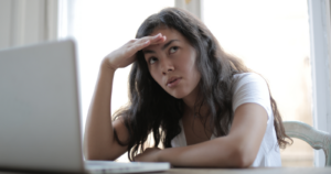 People who lack basic common sense usually display these 10 behaviors