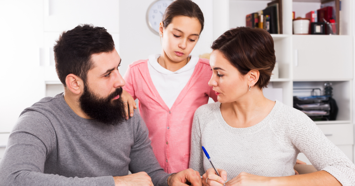 People brought up by over-protective parents often show these 7 traits ...