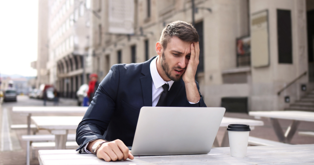 8 little habits you don’t realize are holding you back in life ...