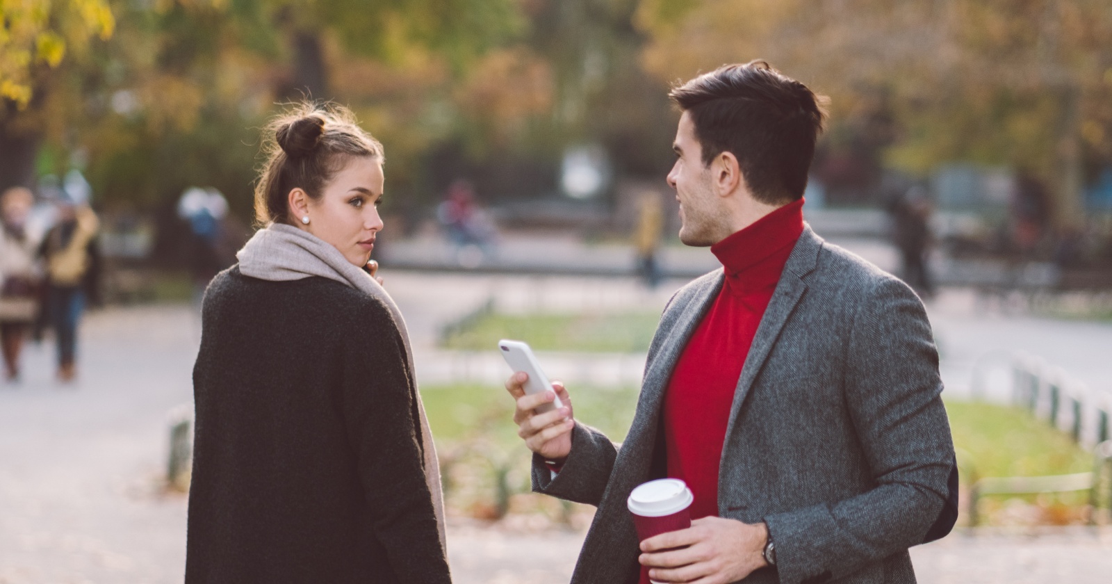 If someone is secretly in love, they usually display these 10 behaviors