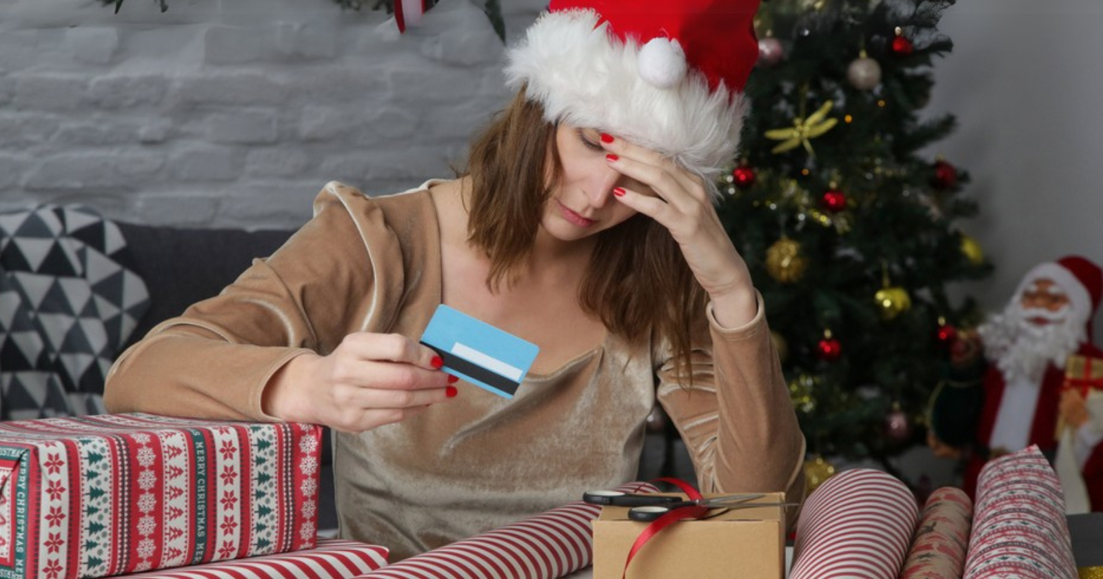 People who overspend during Christmas often had these 8 experiences growing up