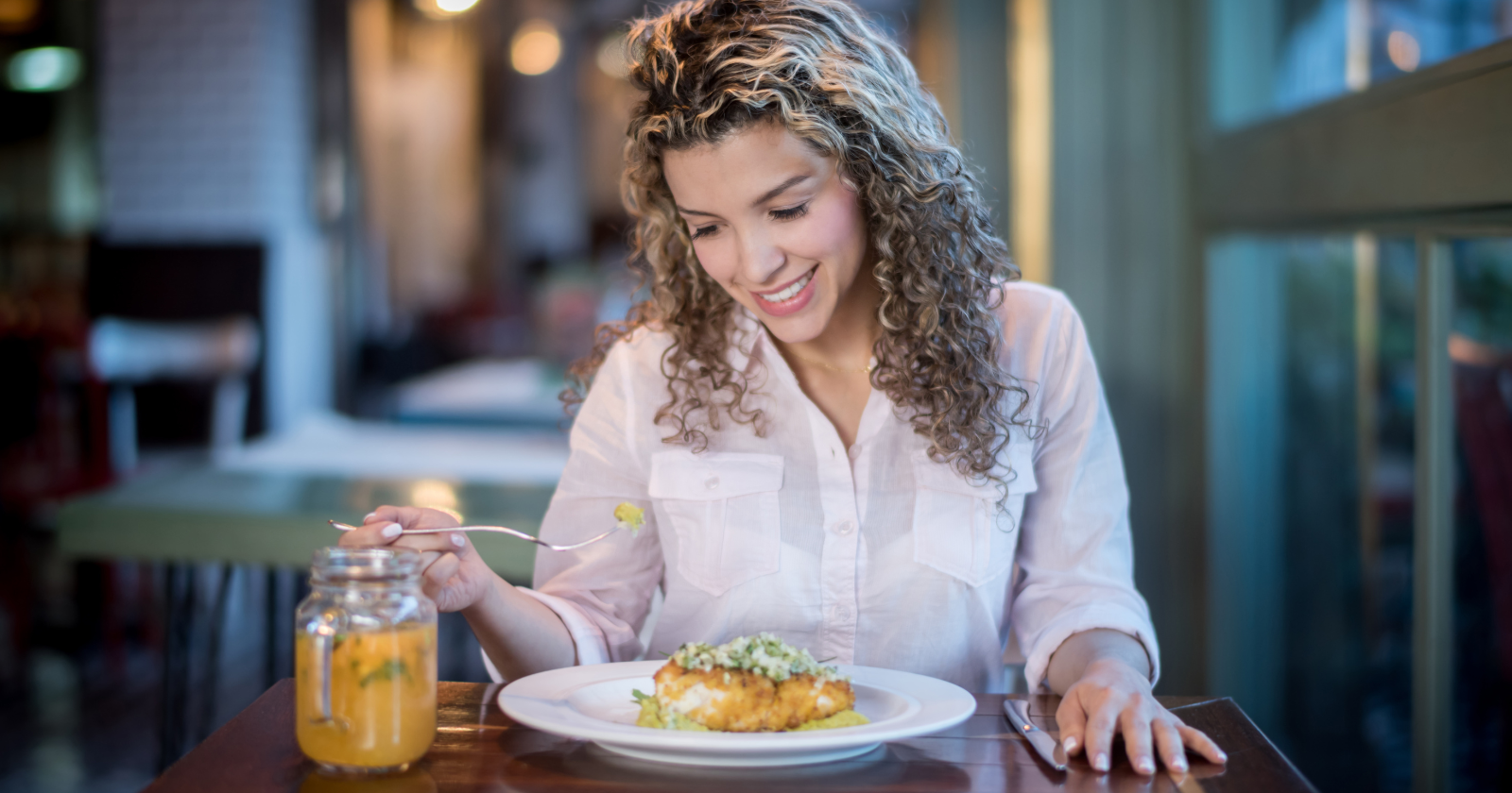 I always felt awkward dining alone in public until I adopted these 9 ...