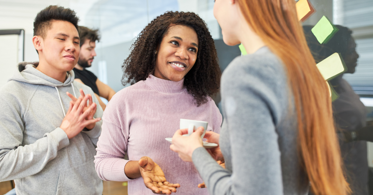 7 behaviors of awkward people who have difficulty reading social cues ...