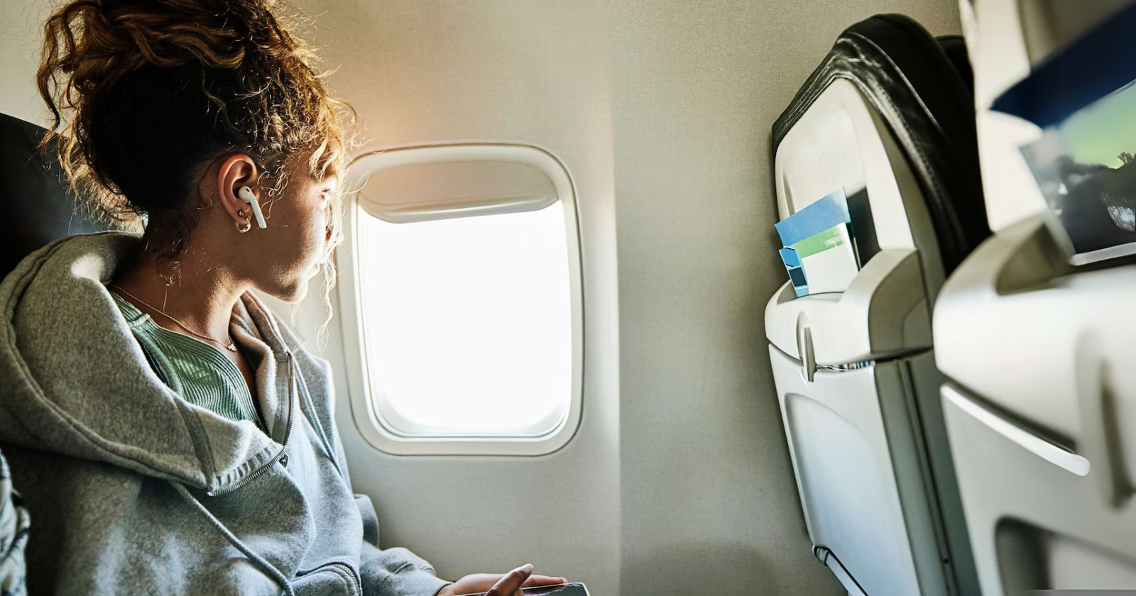 Window or aisle? What your plane seat choice reveals about your ...