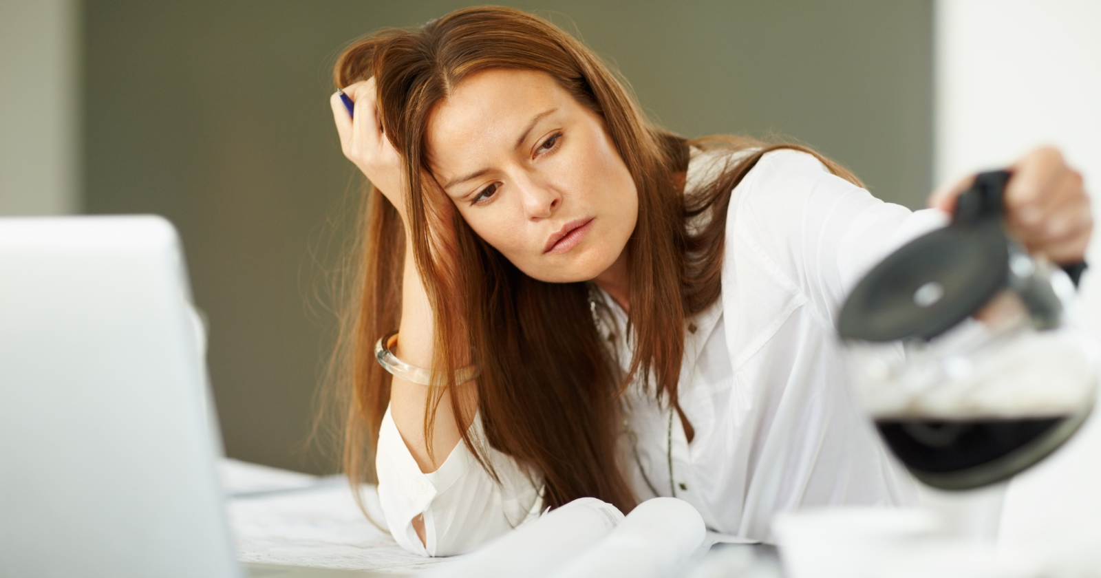 8 signs you’ve become indifferent to the world without realizing it