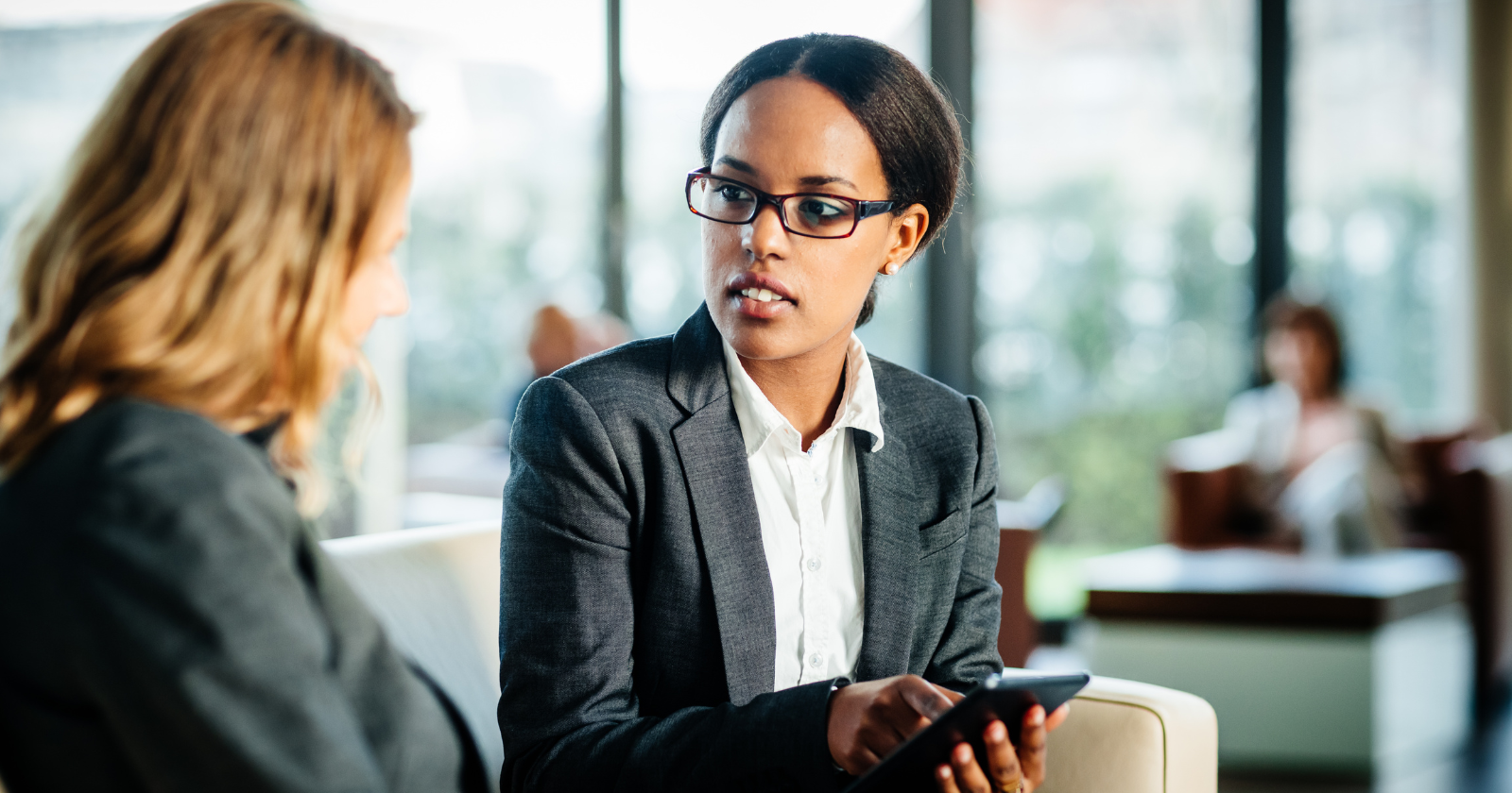 8 signs you're a free-thinker who isn't easily swayed by other people's ...