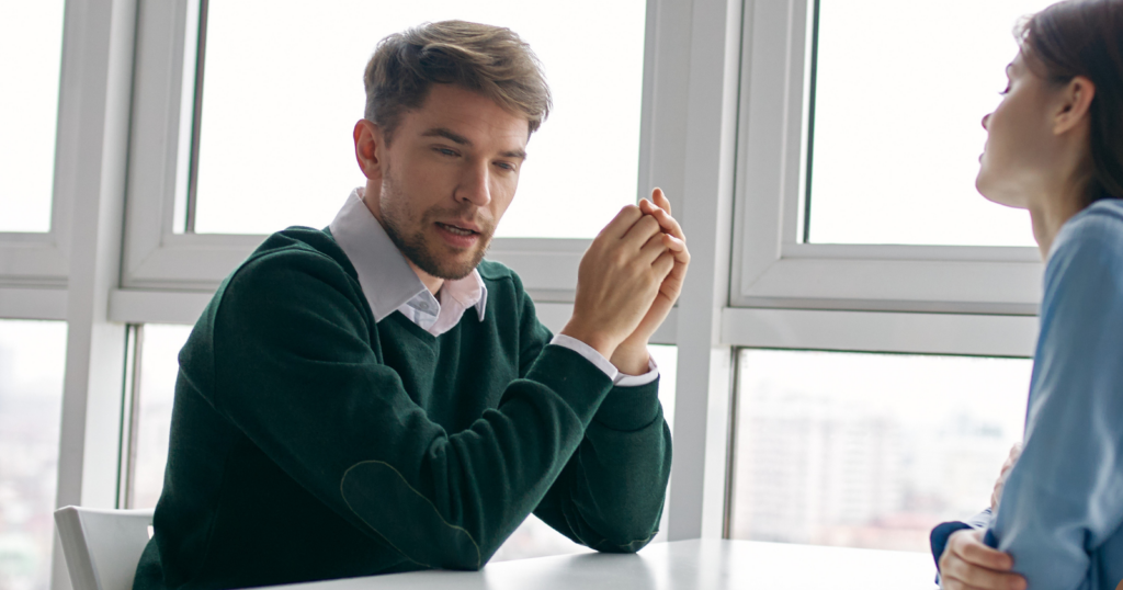 8 unique habits of a low-quality woman, according to psychology