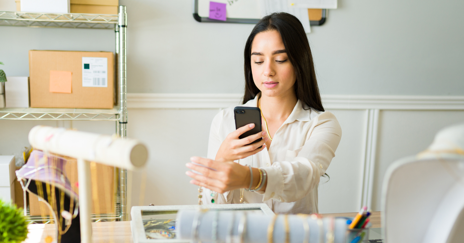 7 things fake rich people love posting about on social media, according ...