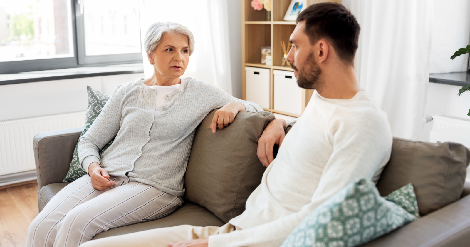 8 things parents do that seem like “being helpful” but actually create distance with adult children