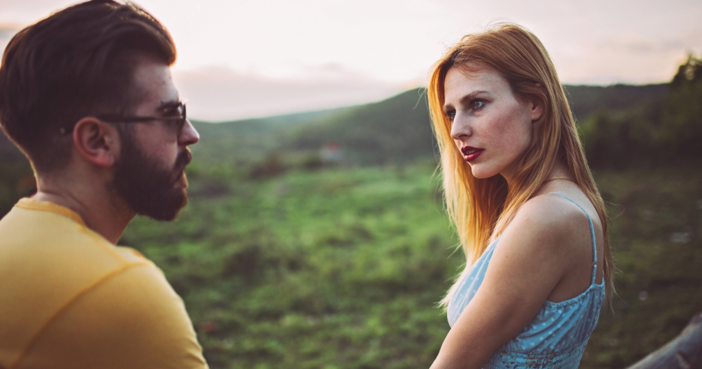 8 unique habits of a low-quality woman, according to psychology