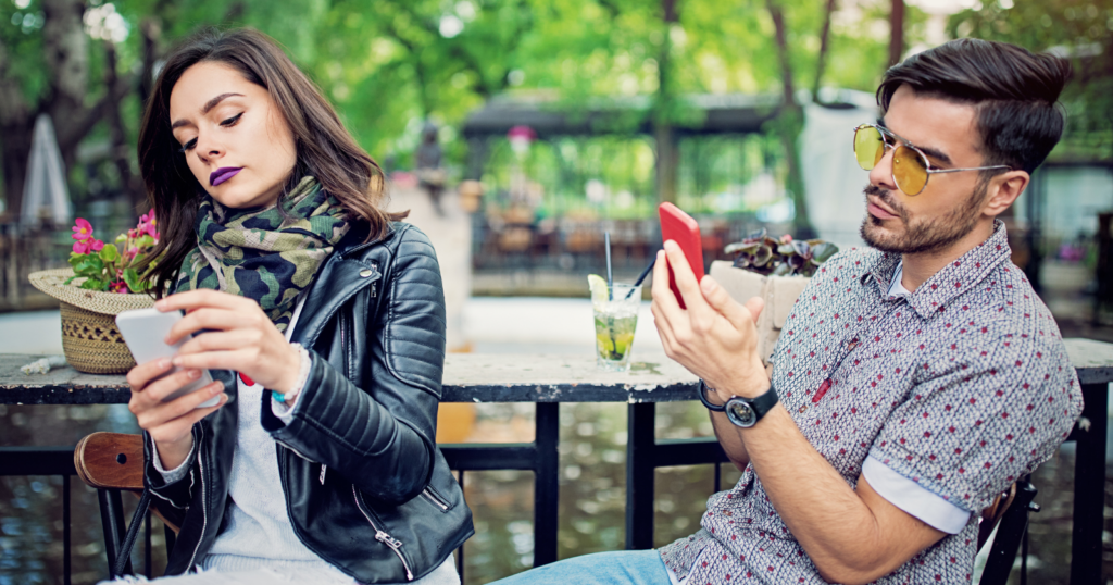 8 signs someone is trying to distance themselves from you, without ...