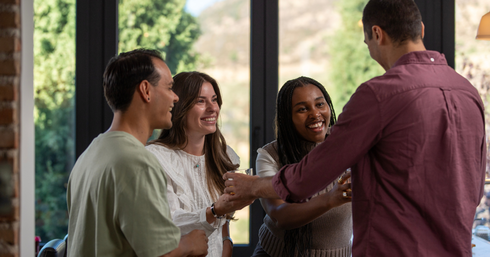 10 everyday lower-middle-class habits that the rich immediately notice ...