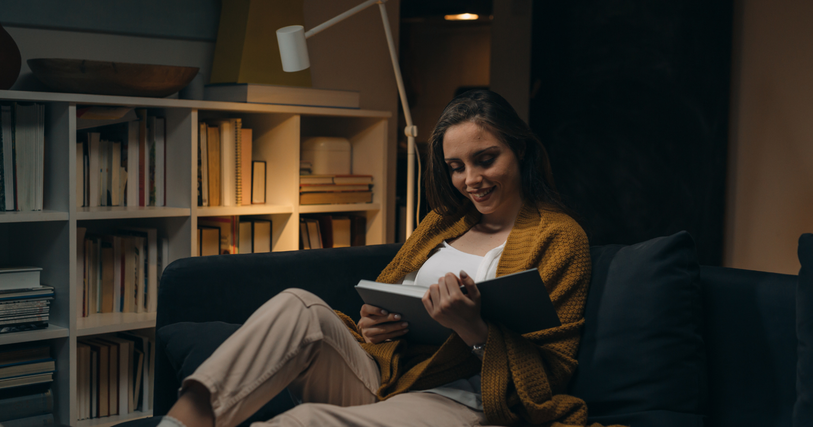 8 evening habits of people who wake up in an upbeat mood every day