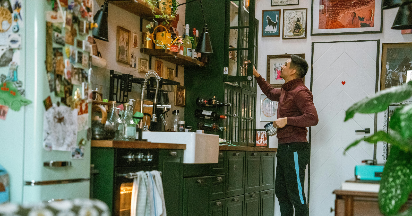 9 things working-class families still keep in their kitchens that say ...