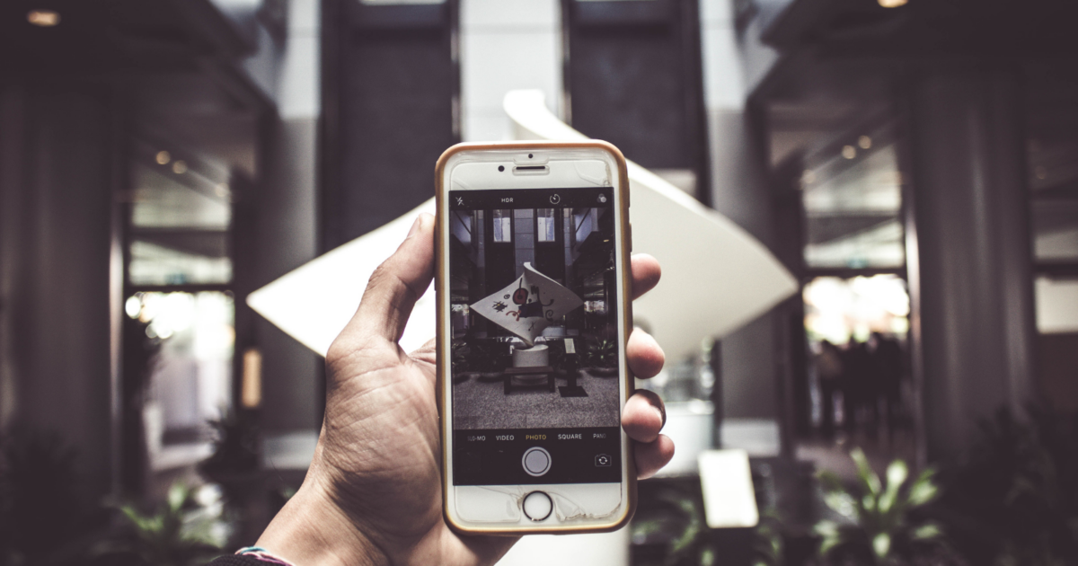 7 old-school phone etiquette rules that we desperately need to bring back